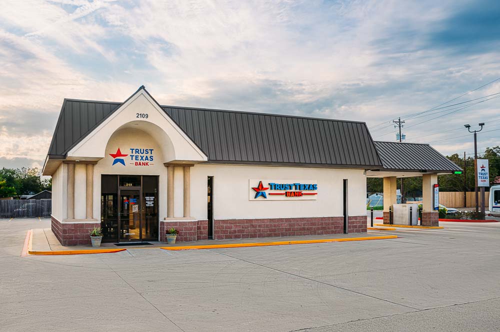 Locations, ATMs & Hours | Welcome to TrustTexas Bank